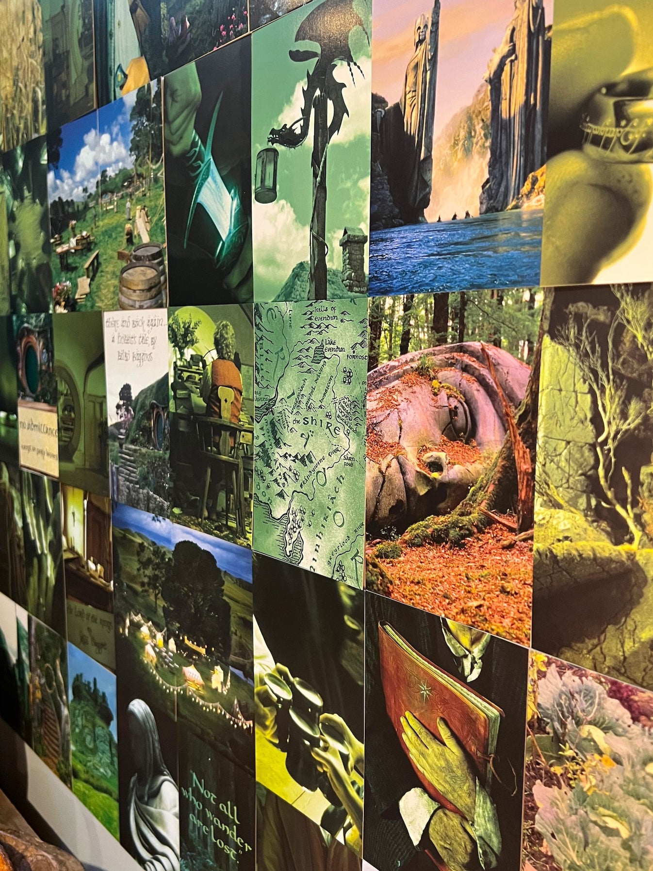 Lord of the Rings From the Shire Wall Poster Collage Kit – ConQuestJournals
